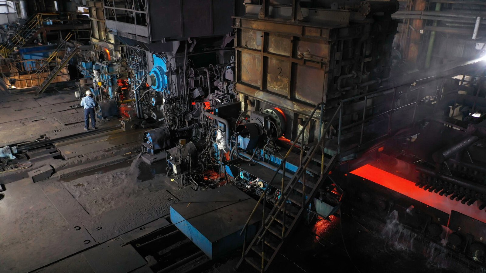 Top Leading Steel Manufacturer, Supplier & Distributing Company in ...